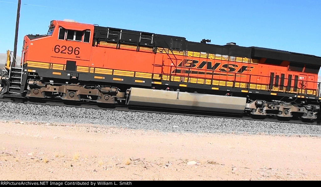WB Loaded Unit Coal Frt at Jean NV Grade Crossing-2